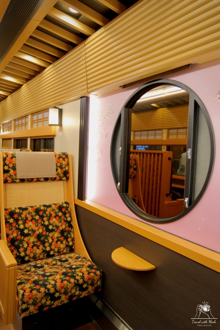 The most beautiful sightseeing train in Osaka – Kyoto – Travel with Minh