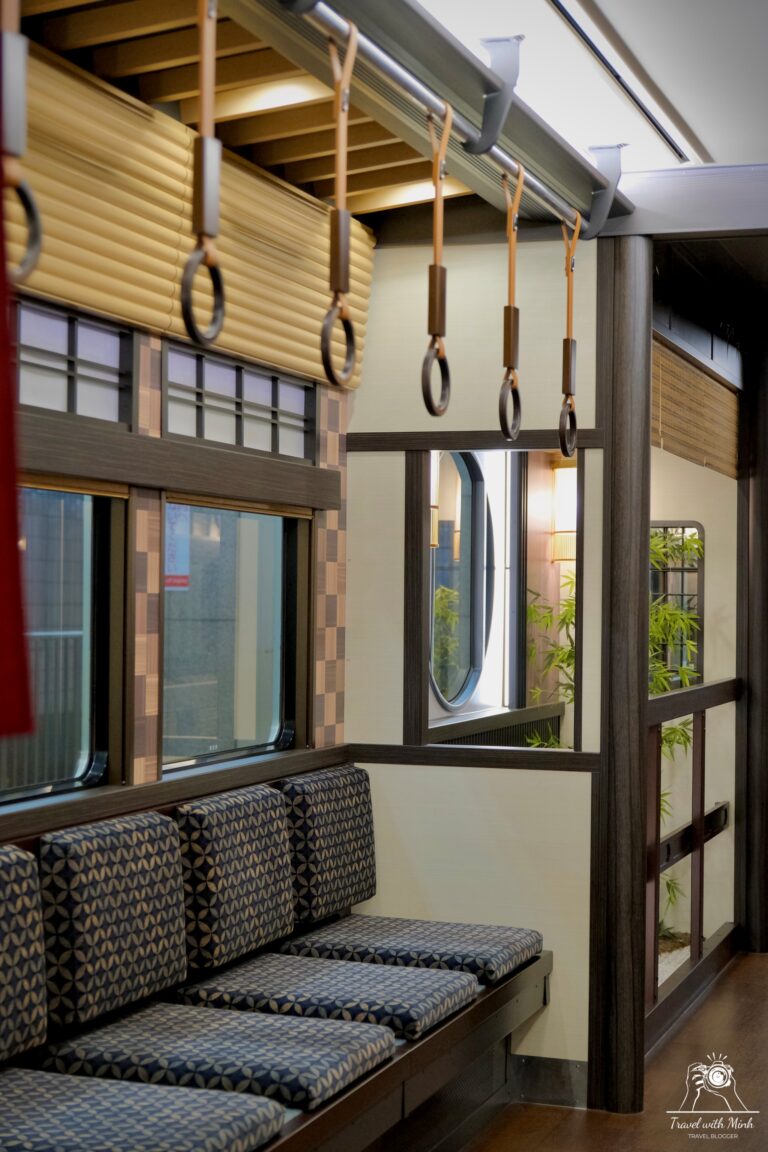 The most beautiful sightseeing train in Osaka – Kyoto – Travel with Minh