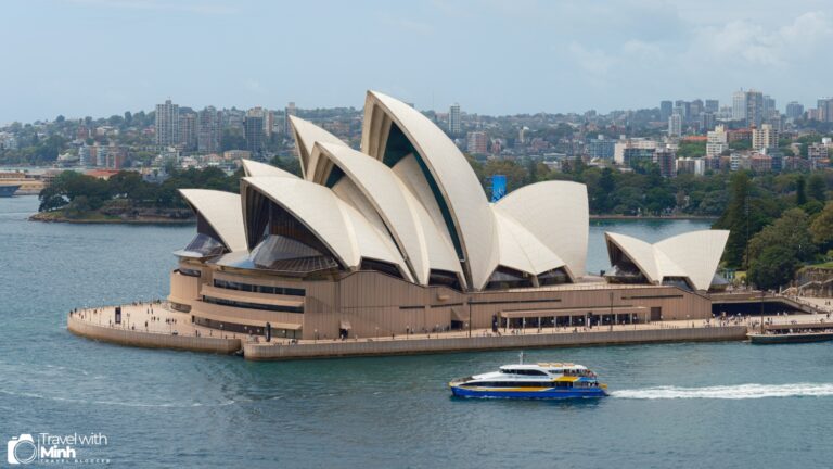 All the angles of Sydney Opera House - Travel with Minh